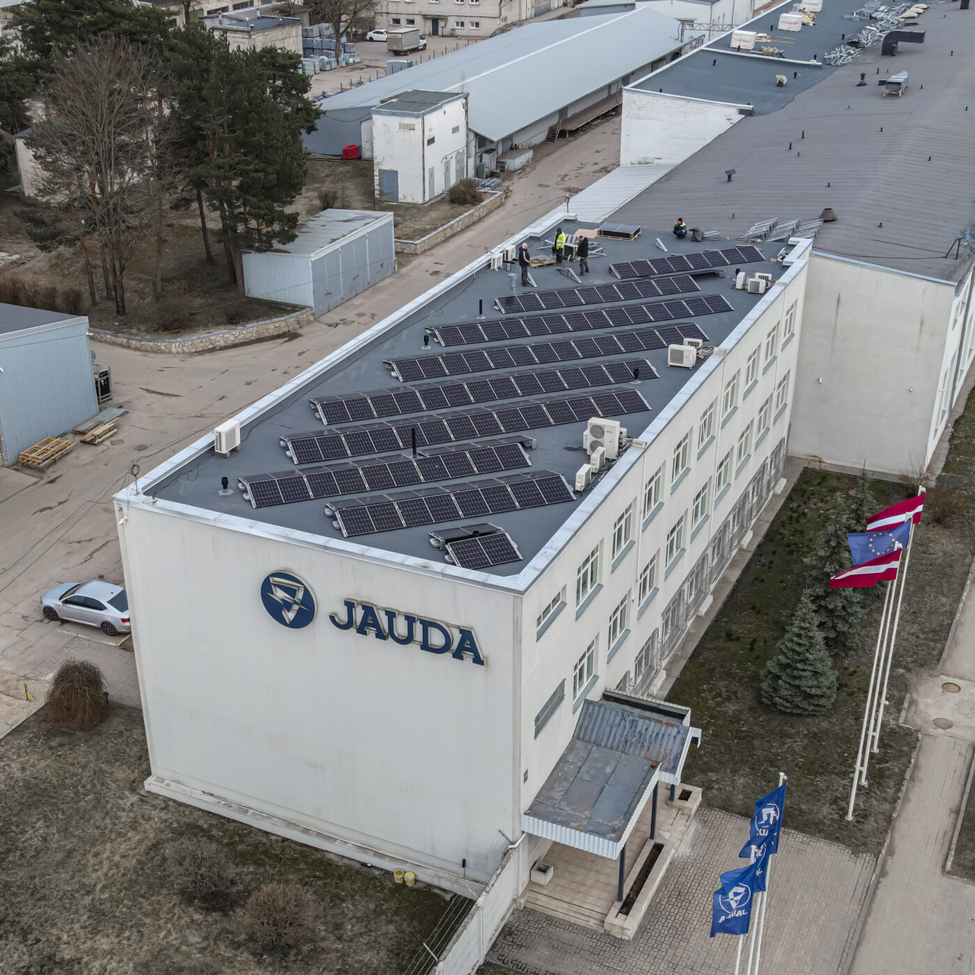 Par uzņēmumu - Jauda